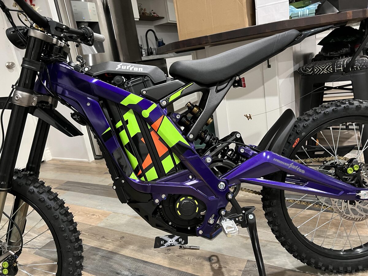 Surron Light Bee X Phantom Edition 2023 – SURRON™ Canada